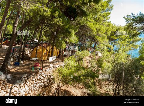 Campingplatz In Kroatien Fotos Und Bildmaterial In Hoher Auflösung