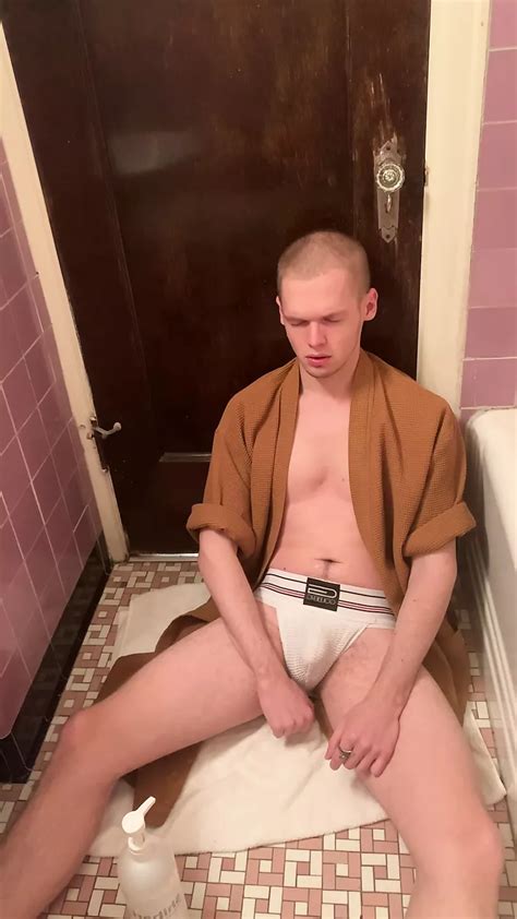 Fingering My Ass And Using Njoy Wand Xhamster