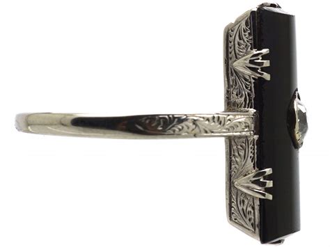 Art Deco 18ct White Gold Onyx And Diamond Rectangular Shaped Ring 818t The Antique Jewellery