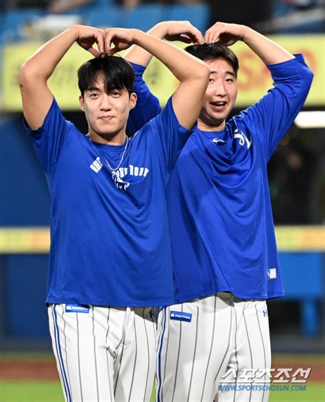 국내 선발 1등이라 자극을어쩌면 다승왕 탄생 시작점 Lg로 떠난 미완의 1차지명 향한 진심 응원