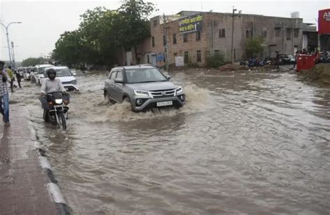 Imd Heavy Rain Alert मानसून की ट्रफ लाइन की स्थिति में हुआ बदलाव मौसम