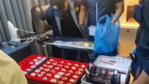 ทลายเว็บพนัน Sbobet เงินหมุนปีละ1 600 ล้าน ต้นตอ ตี่ลี่ฮวงจุ้ย ติดพนันหนัก