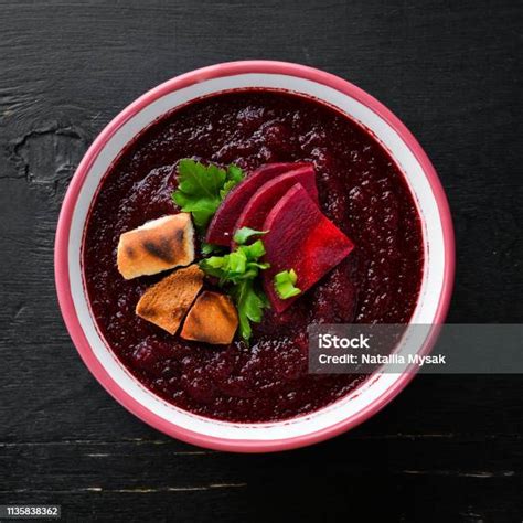 토스트 빵과 함께 그릇에 뿌리는 크림 수프 식이 식품 평면도 무료 복사 공간 0명에 대한 스톡 사진 및 기타 이미지 0명 딜 허브 미식가 Istock