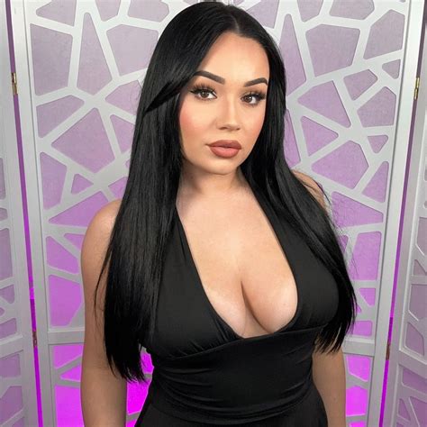 Princessgisel 🔥𝗠𝗔𝗥𝗜𝗔🔥𝗤𝗨𝗘𝗘𝗡 𝗦𝗤𝗨𝗜𝗥𝗧🌊 Onlyfans Vidéos Porno Gratuites