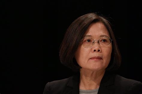 社评：蔡英文对“九二共识”的表态不够明确新浪新闻