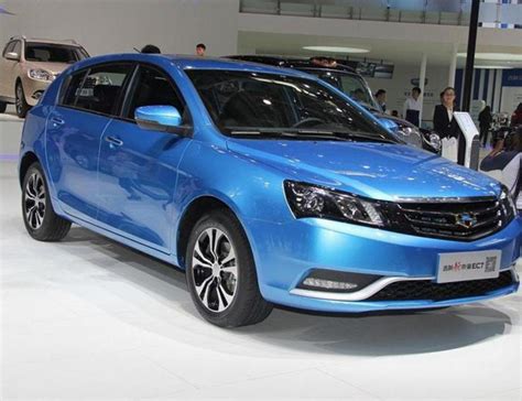 Geely GC5 hatchback Photos and Specs. Photo: GC5 hatchback Geely ...