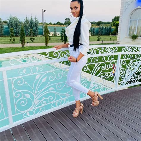 Saraharperr Webcam Show Superchat Shop