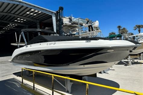 2019 Sea Ray 250 SDX-OB MarineMax Venice