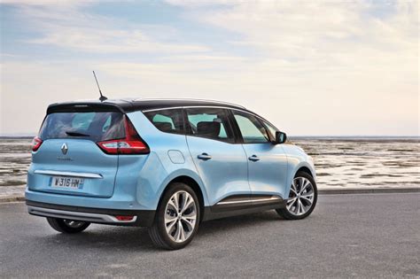 ביקורת רכב המיני ואן מדגם רנו גרנד סניק מושלם למשפחות מעריב