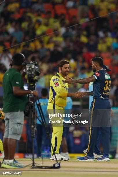 Hardik Pandya Ms Dhoni Photos And Premium High Res Pictures Getty Images