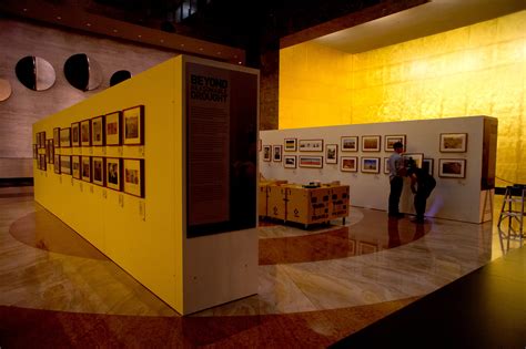 Modular Gallery Walls Pod Modular Walls