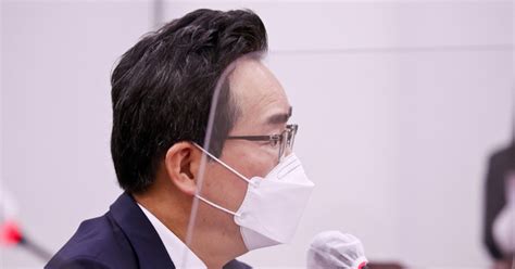 질의 답변하는 정황근 농림축산식품부 장관
