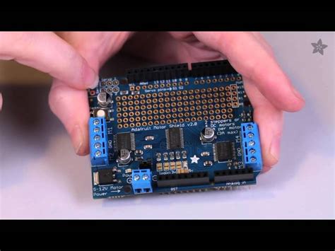 Adafruit Kit Moteur Vitesses Servo V Bouclier Galaxus