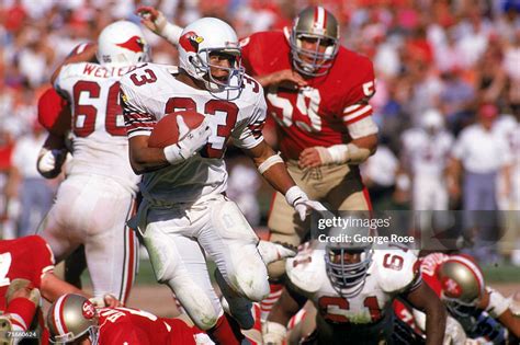 Running Back Derrick Mcadoo Of The St Louis Cardinals Rushes For News Photo Getty Images Running Back Derrick Mcadoo Of The St Louis Cardinals Rushes For News Photo Getty Images