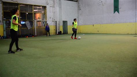 El Boom De Las Escuelas De Fútbol Femenino Cada Vez Más Mujeres Se