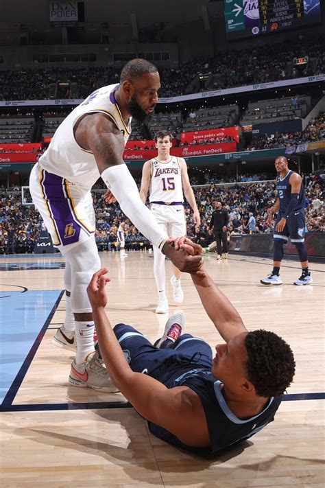 Grizzlies Desmond Bane Wears Lebrons Despite Bitter History Total News
