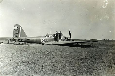Asisbiz Fairey Battle I Raf 105sqn Gbk P2200 Belly Landed Battle Of