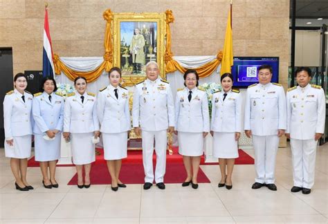 เลขาธิการสภาผู้แทนราษฎร และคณะผู้บริหารสำนักงานเลขาธิการสภาผู้แทนราษฎร