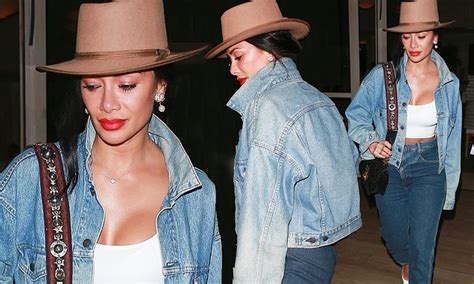 Nicole Scherzinger Showcases Her Eye Popping Cleavage And Sensational