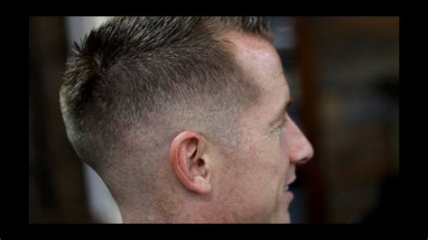 MID BALD FADE HAIRCUT TUTORIAL BEGINNERS AND STUDENT BARBERS