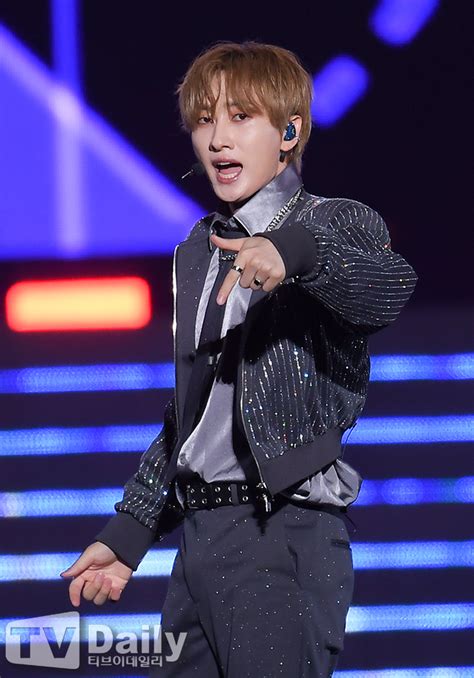 부친상 슈퍼주니어 은혁 가족의 소중함 알게 돼smtown Live
