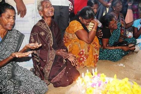 Sri Lankan Tamils Remember Dead At Former Battlefield Uca News