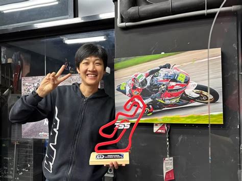 Chun Mei Liu Superbikemag Com ข่าวมอเตอร์ไซค์ รีวิวมอเตอร์ไซค์ รถ