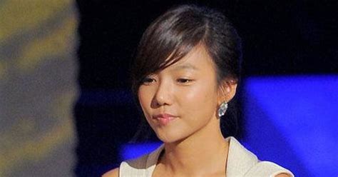 이채영 가슴 노출 파격 드레스 네티즌 다시 봤다