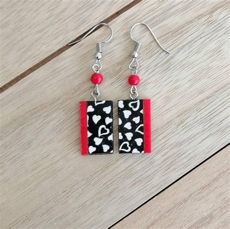 Обици на сърчица Крокодилбг