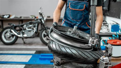 Tips Memilih Ban Motor Yang Enak Dan Nyaman Buat Harian