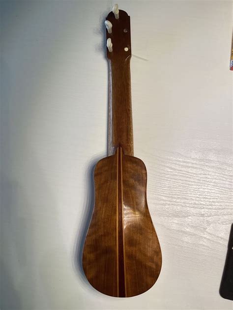 Alte Kleine Gitarre Mit Gutem Klang Super Holz Gebraucht In Weggis