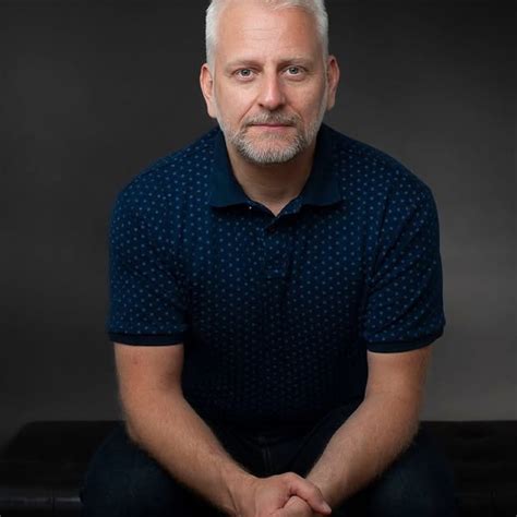 Rém László Remlaszlo • Threads Say More