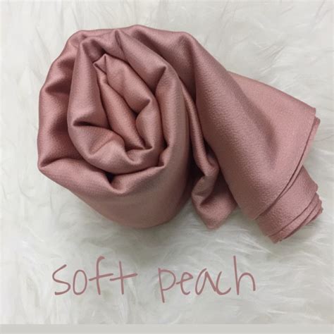 Luxe Bubble Satin Shawl Shopee Malaysia