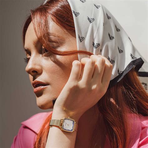 دوبینی چشم چه دلایلی دارد ؟ 5 روش درمان دو بینی چشم Komolife