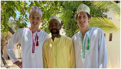 Pm Imran Khan Shares Pic Of Sons Sulaiman Kasim After Friday Prayers