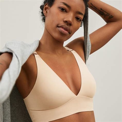Best Seamless Bras Of 2024 Seamless Bras To Shop Now
