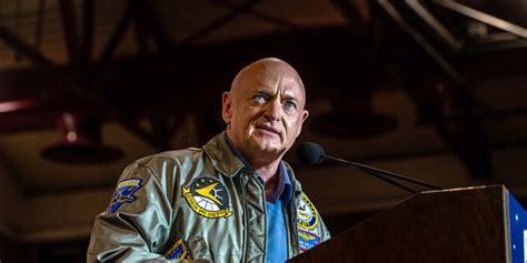 In Arizona Kelly Rallies Democrats As Polls Show Tight Senate Race