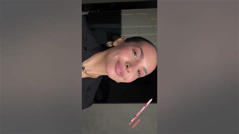 Нюдовые карандаши для губ Youtube