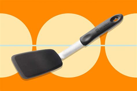 The Best Spatulas For Eggs According To A Chef