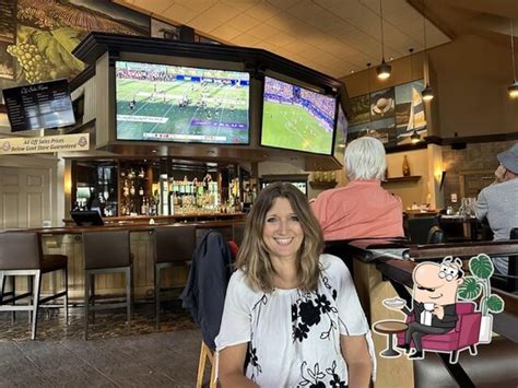 Brandts Creek Pub Kelowna Restaurant Menu Prices And Reviews