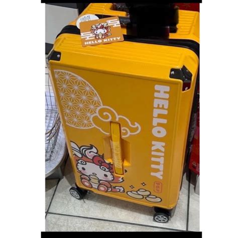 Hello Kitty 龍年限定運動24吋行李箱（24h出貨） 蝦皮購物