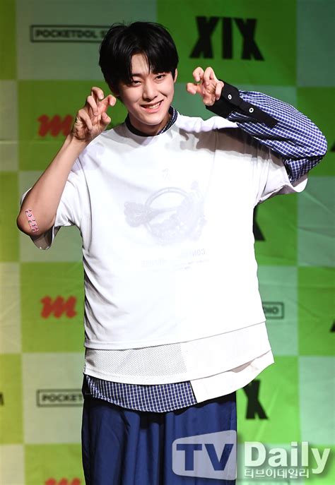 원더나인 서바이벌 거쳐 데뷔 열심히 하겠다