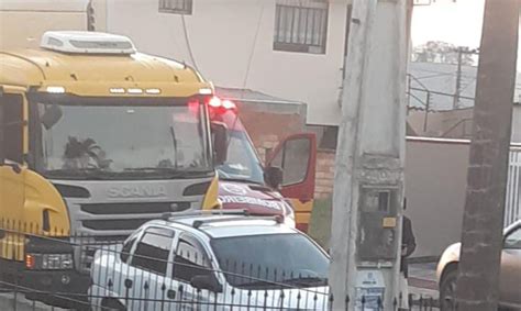 Homem Sofre Queda Do Telhado Em Pouso Redondo Rede Web TV