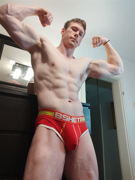 My Bestfriend F Saw My Bulge In The Morning Rcockoutline