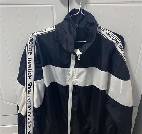 유니섹스 공용 검정 오버핏 바람막이 헬로마켓