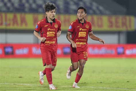 Review Persija Vs Psis Kemenangan Penting