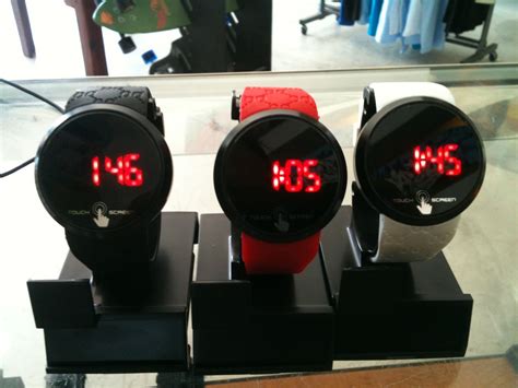 MAINTAIN LA: Touch Screen watch $24.00