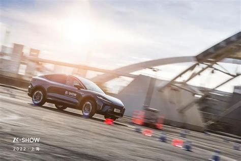预算30万买纯电suv，飞凡r7和特斯拉model Y谁更值？ 知乎