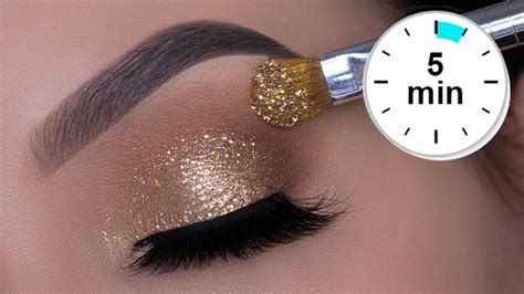 Gold Glitter Eye Makeup