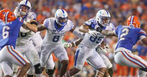 Kentucky Gains Confidence From Exceptional Offensive Line Play